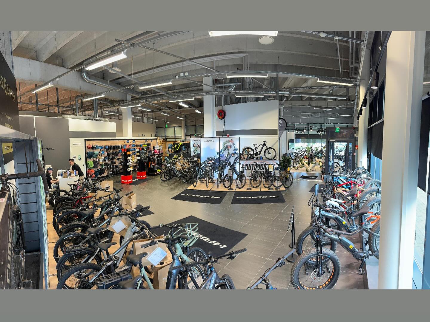 Ebike Center – Uuden sukupolven sähköpyöräkauppiaat